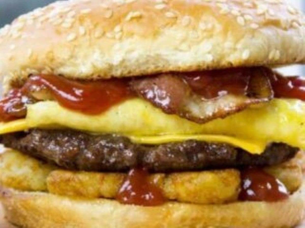Carl's Jr. Breakfast Burger (Copycat) Recipe - Dinner, then Dessert