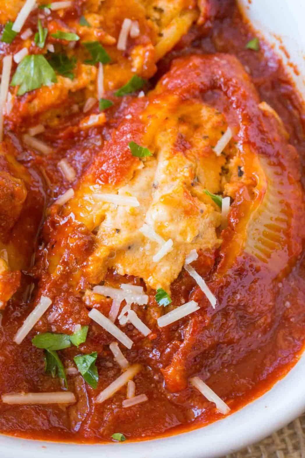 Ricotta Stuffed Shells Recipe [VIDEO] - Dinner, then Dessert