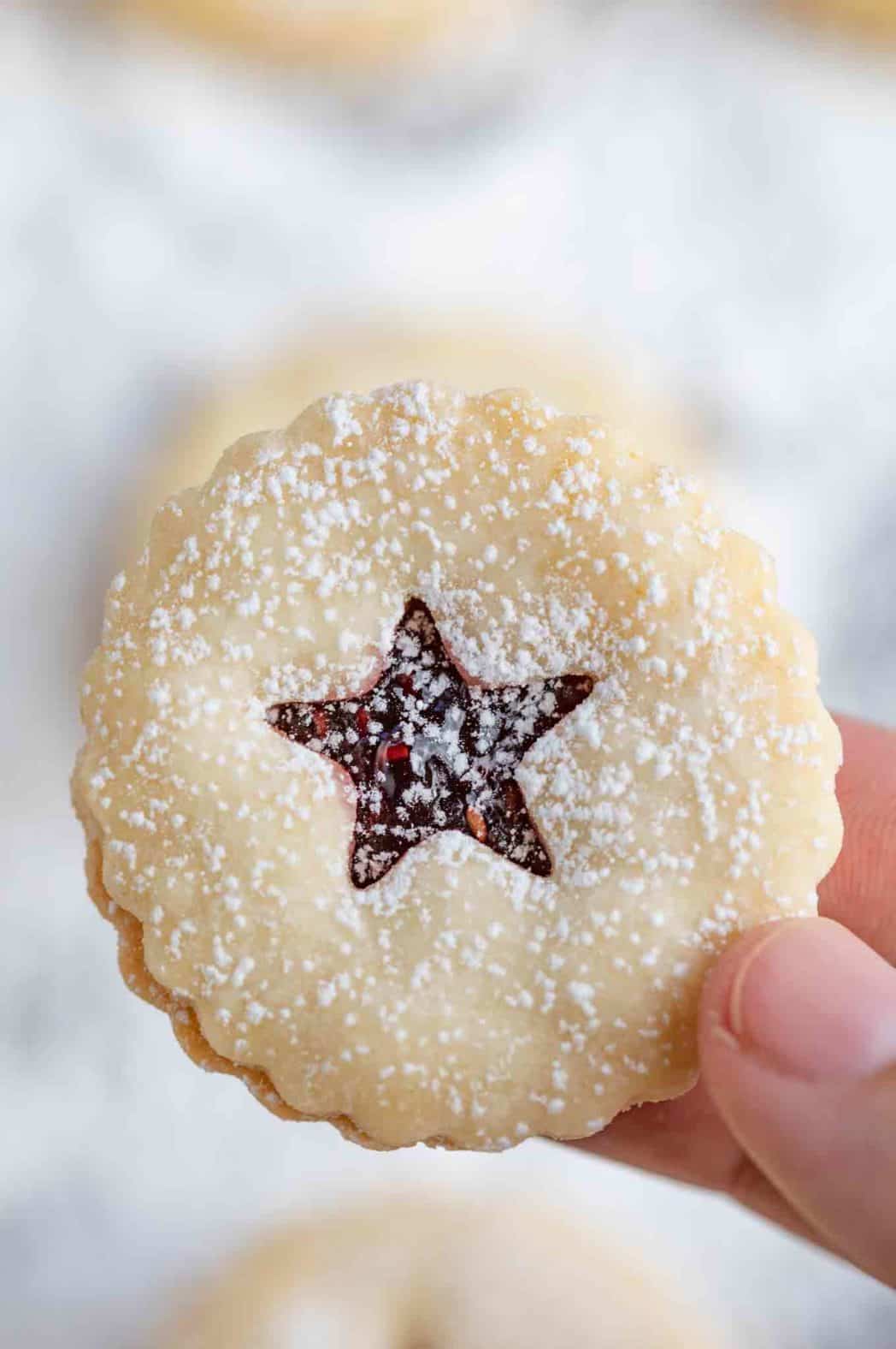 Linzer Cookies Recipe [+VIDEO] - Dinner, then Dessert