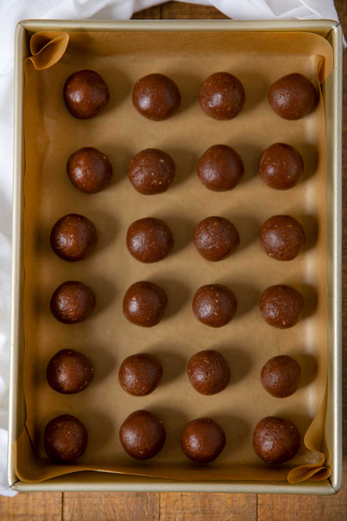 Easy Rum Balls Recipe (w/ decorating ideas!) - Dinner, then Dessert
