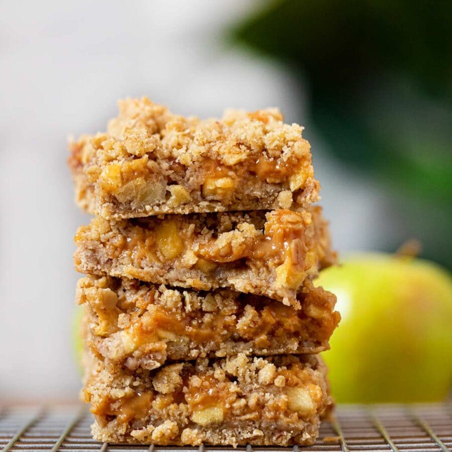 Easy Cinnamon Apple Bars Recipe - Dinner, then Dessert