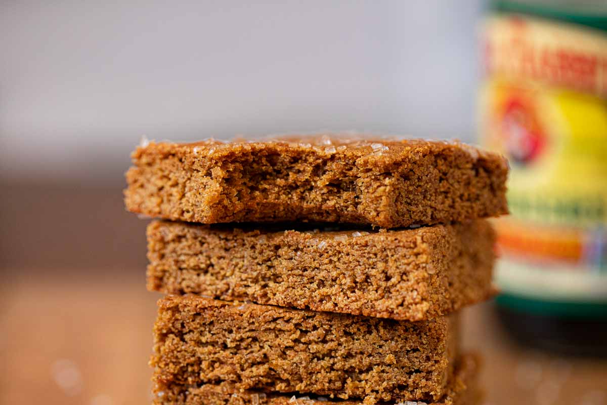 Easy Ginger Cookie Bars Recipe - Dinner, then Dessert
