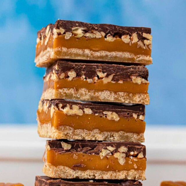 Easy Lemon Bars (Lemon Squares) - Dinner, then Dessert