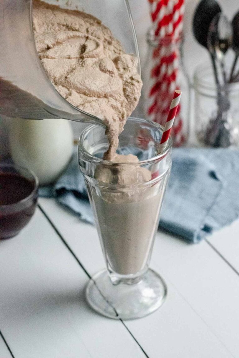 Wendy's Chocolate Frosty (Copycat) Recipe - Dinner, then Dessert