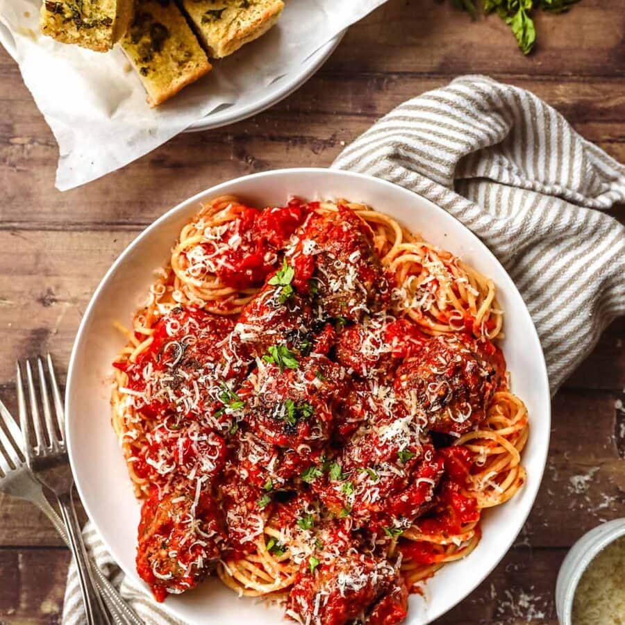 Cheesy Beef Pasta Bake Recipe - Dinner, then Dessert