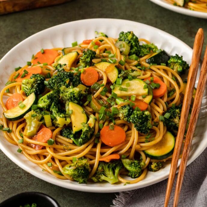 Stir-Fry Garlic Noodles Recipe - Dinner, then Dessert