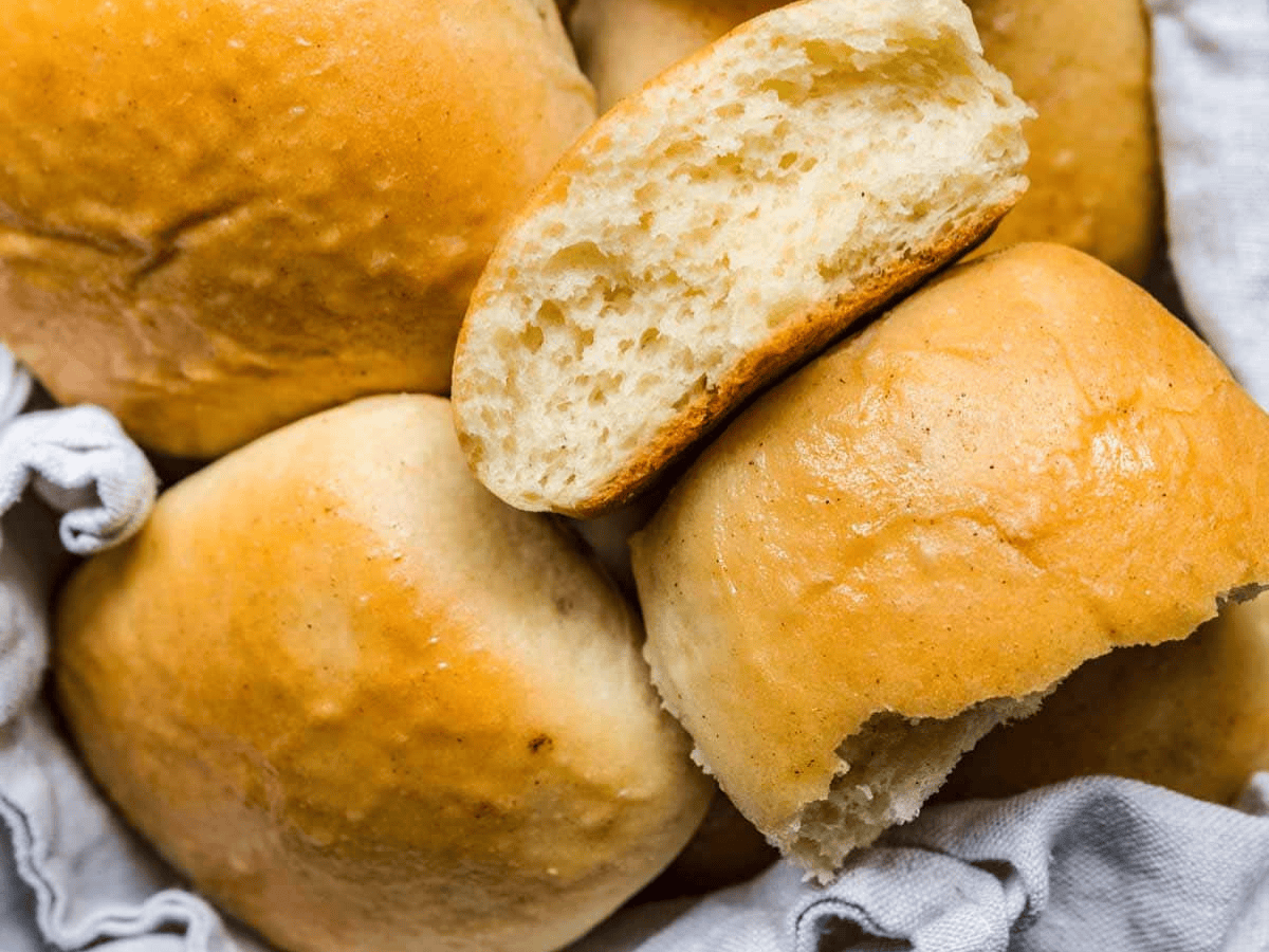 Texas Roadhouse Rolls Recipe - Dinner, then Dessert