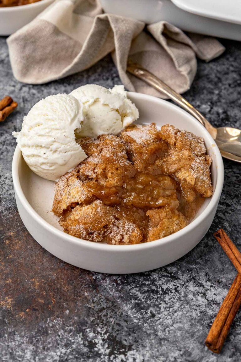 Snickerdoodle Cobbler Recipe - Dinner, then Dessert