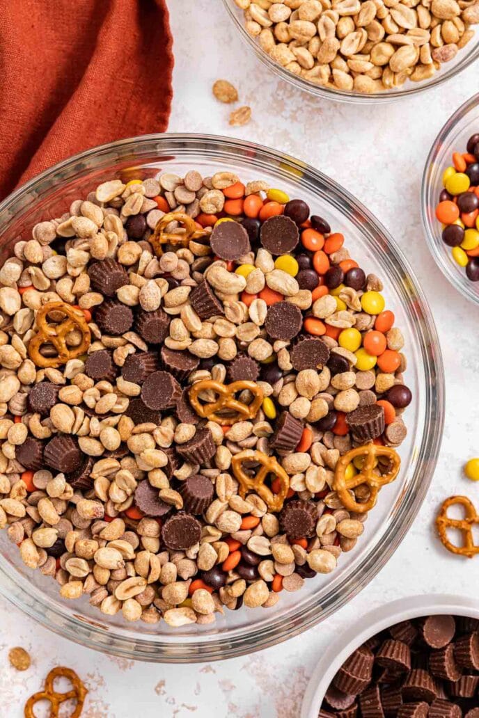 Chocolate Peanut Butter Trail Mix Recipe - Dinner, then Dessert