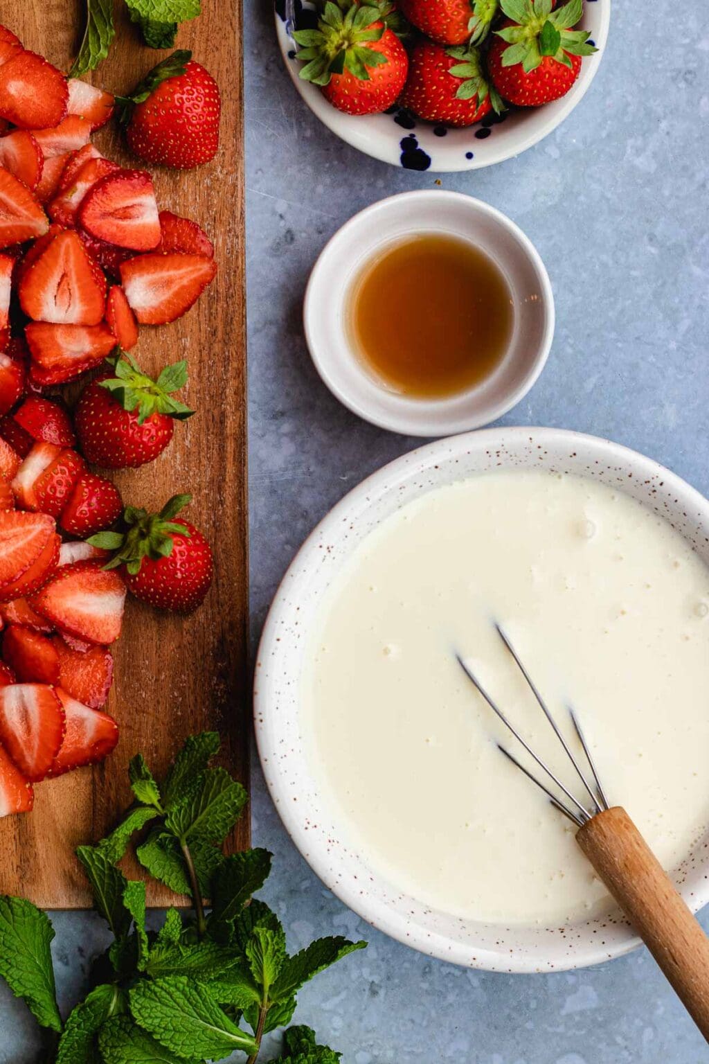 Easy Fresas Con Crema Recipe - Dinner, then Dessert