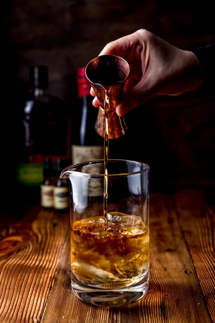 Quck and Easy Manhattan Cocktail Recipe - Dinner, then Dessert
