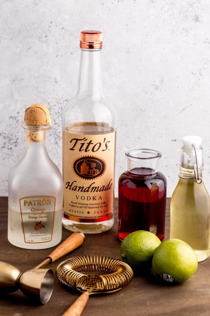 Classic Cosmopolitan Cocktail Recipe - Dinner, then Dessert