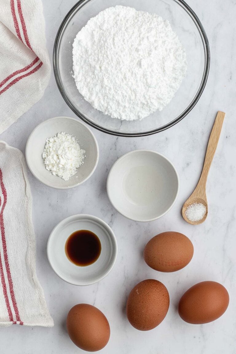 Strawberry Pavlova Recipe - Dinner, then Dessert