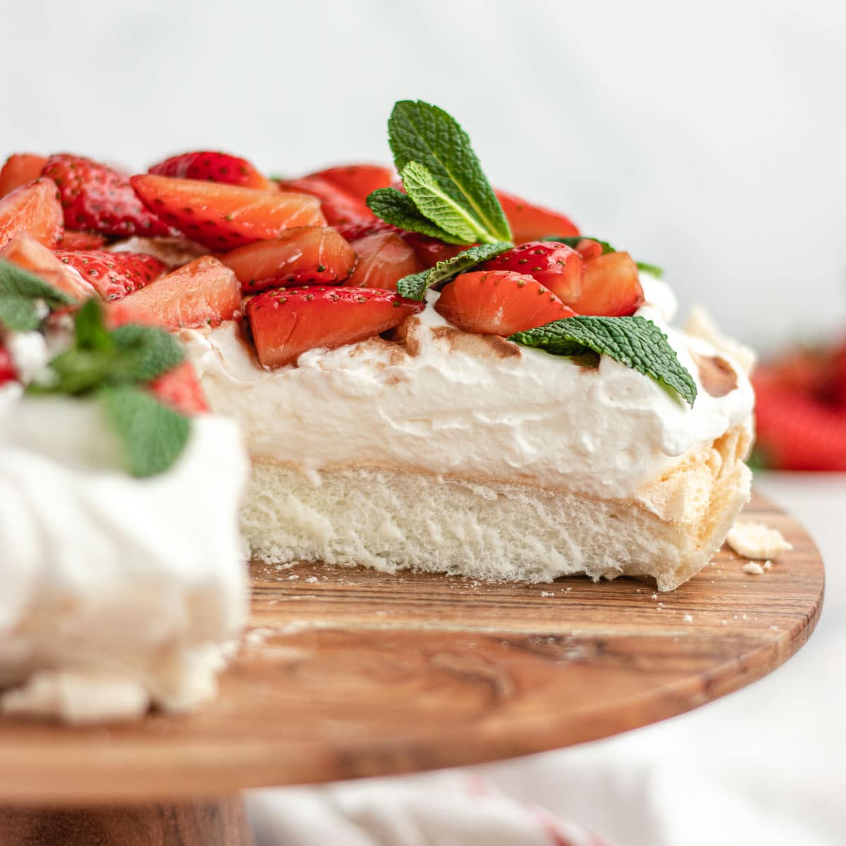 Strawberry Pavlova Recipe - Dinner, then Dessert