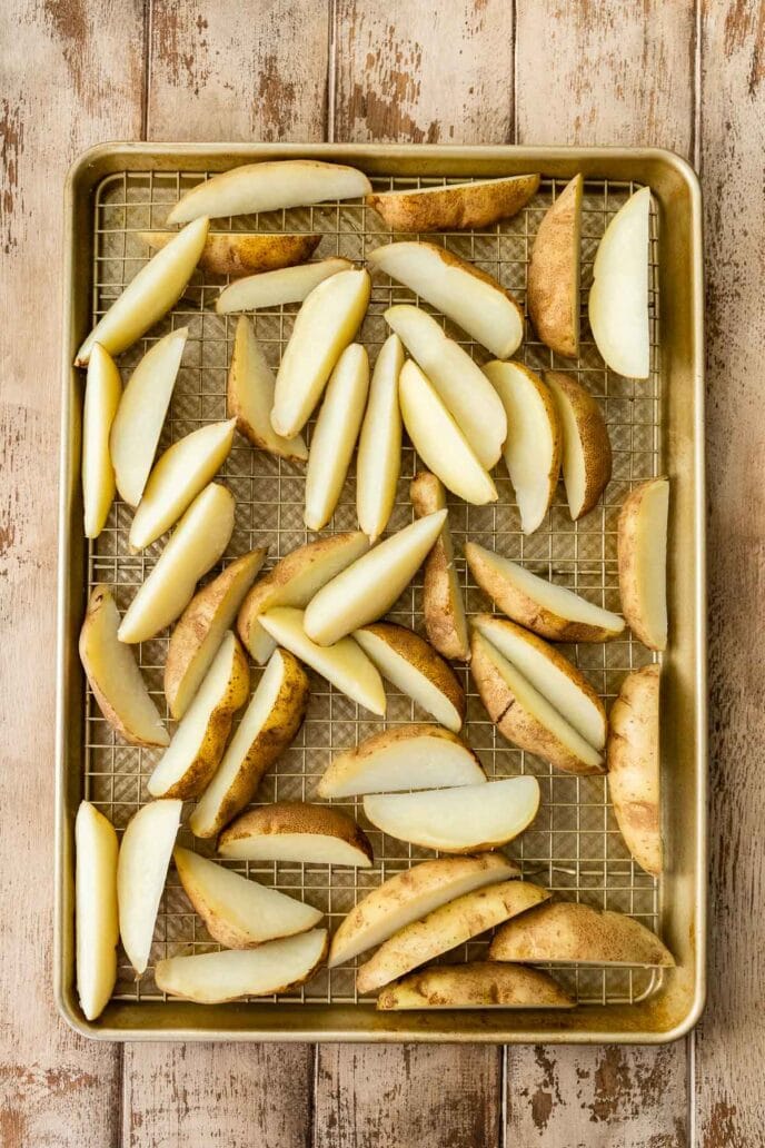 Seasoned Potato Wedges Recipe - Dinner, then Dessert