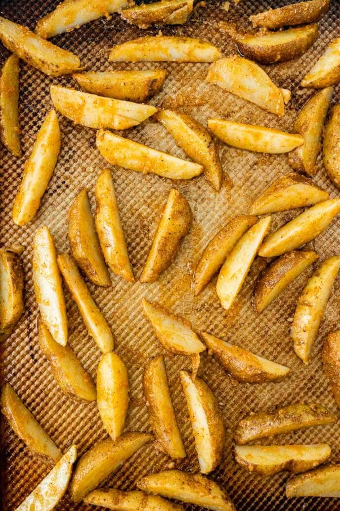 Seasoned Potato Wedges Recipe - Dinner, then Dessert