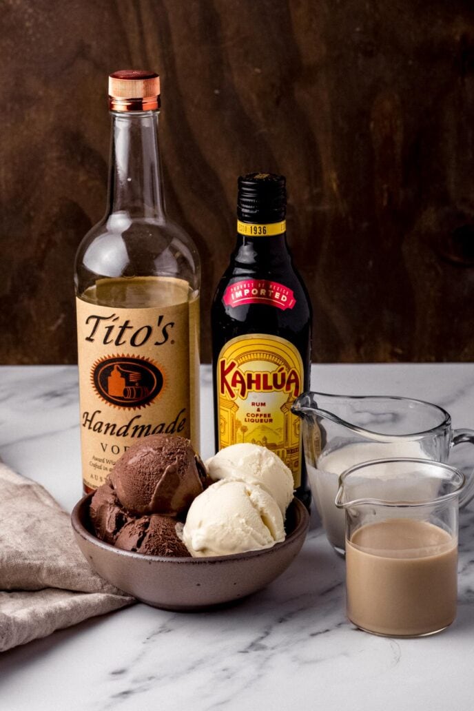 TGI Friday's Mudslide (Copycat) Recipe - Dinner, then Dessert