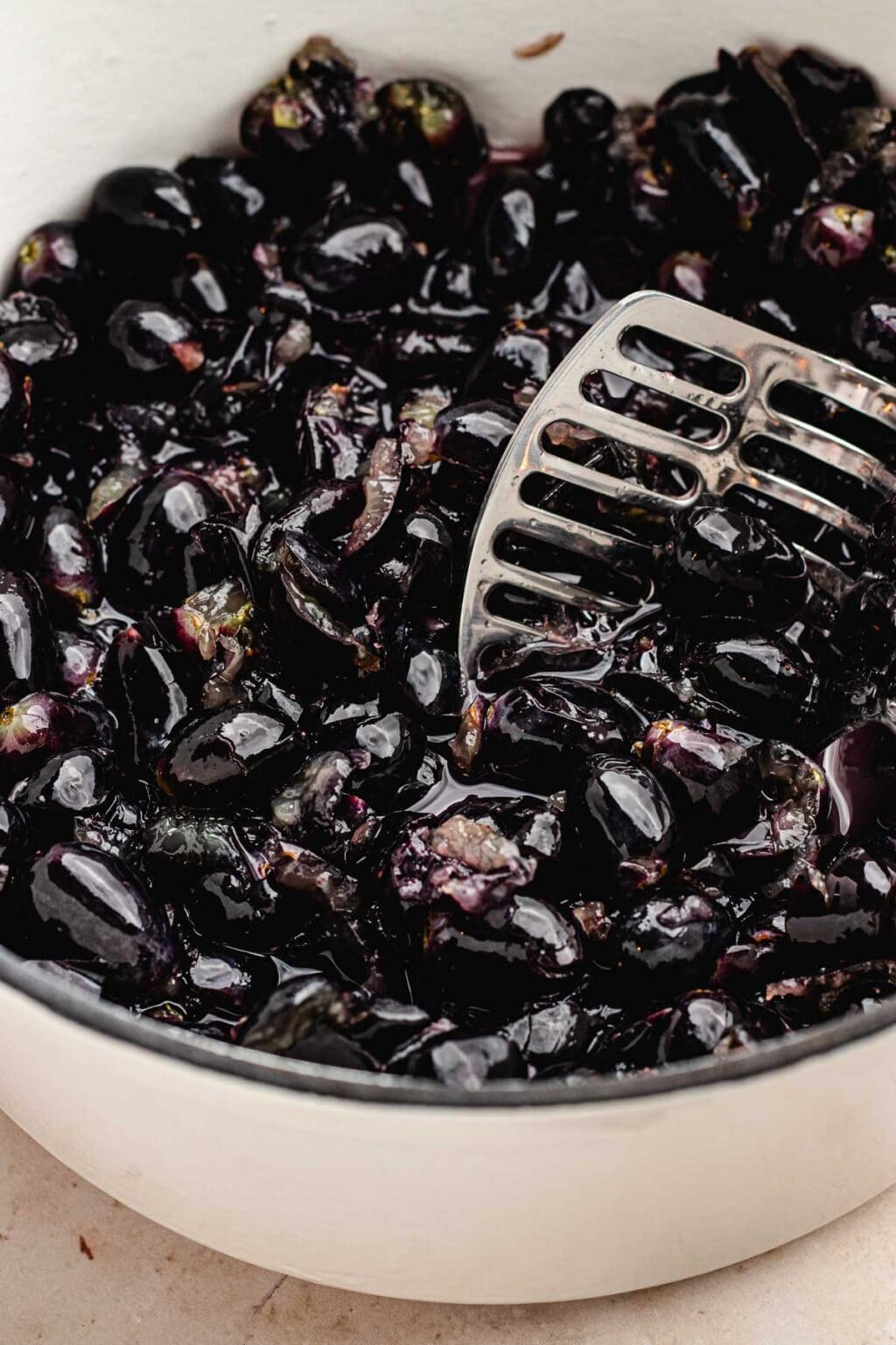 Easy Homemade Grape Jelly Recipe - Dinner, then Dessert