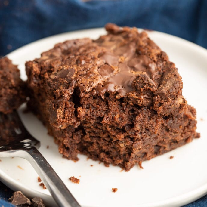 Easy Cakey Brownies Recipe - Dinner, then Dessert