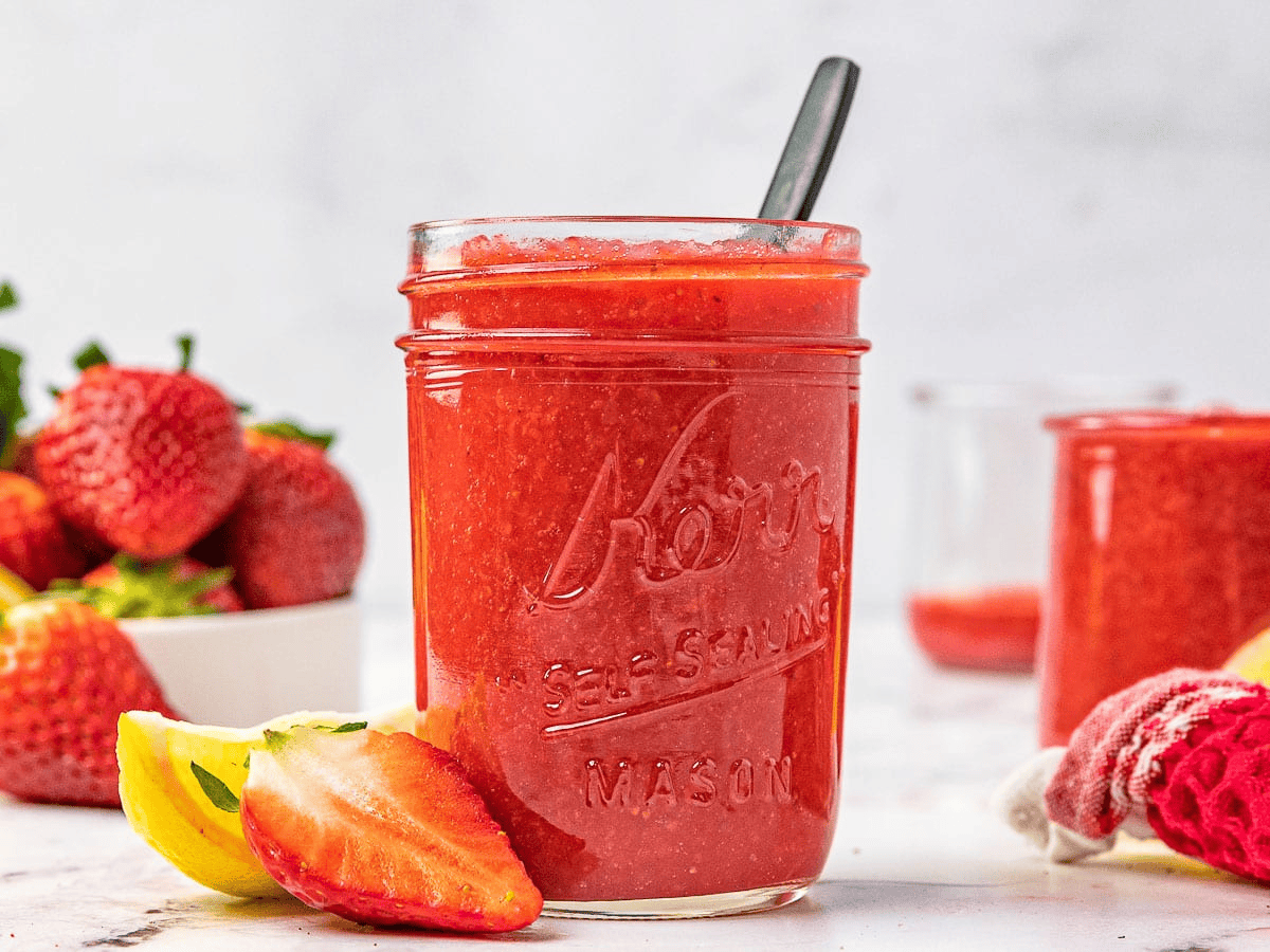 Easy Strawberry Puree (Fresh or Cooked) Recipe - Dinner, then Dessert
