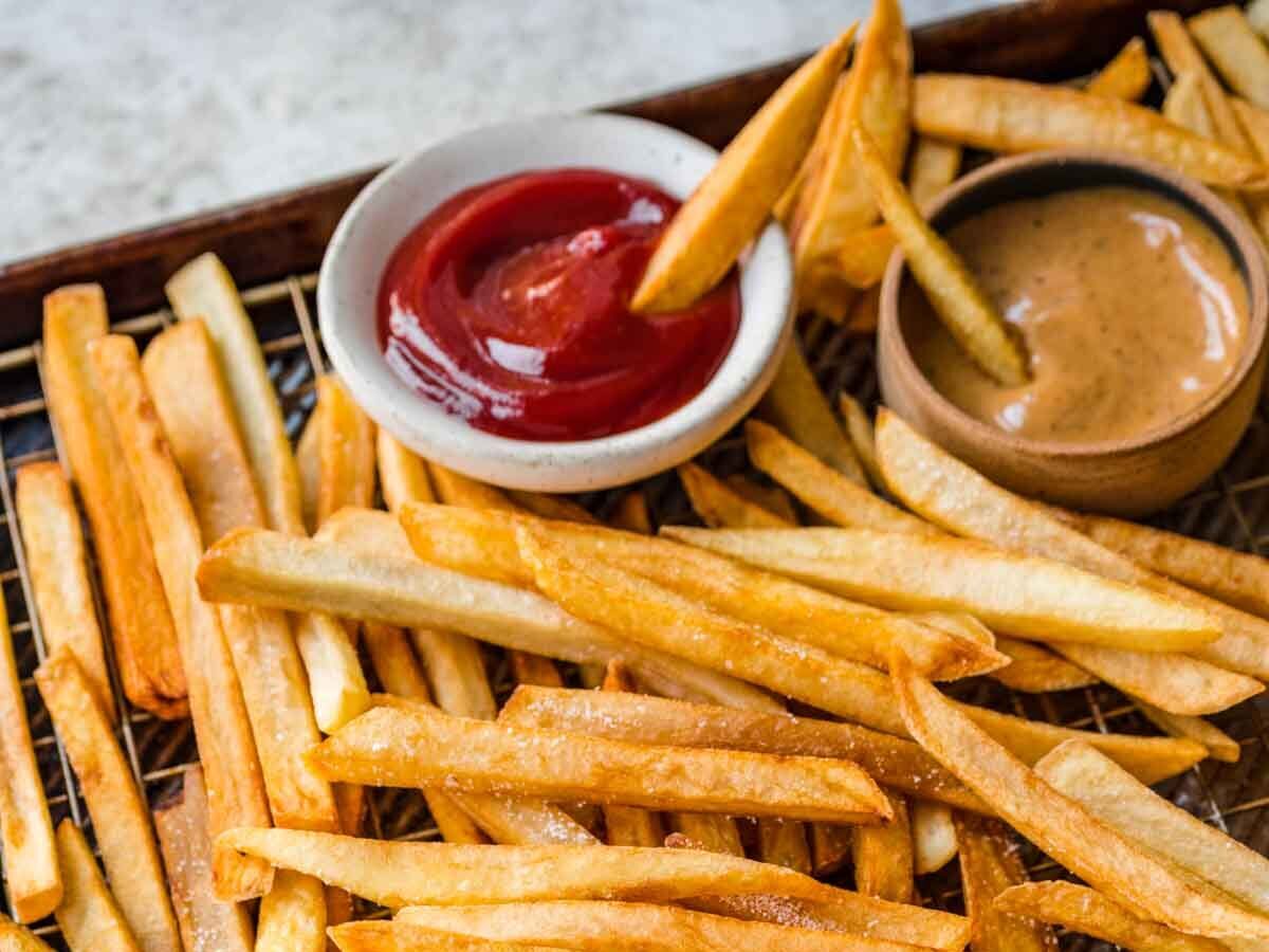 Crispy Thin French Fries (Fast Food Style) Recipe - Dinner, then Dessert