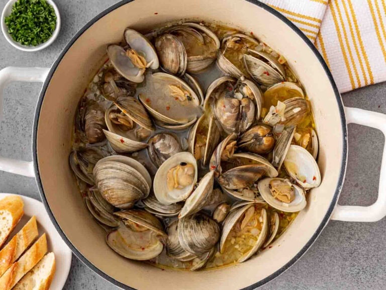 Steamed Clams Recipe - Dinner, then Dessert