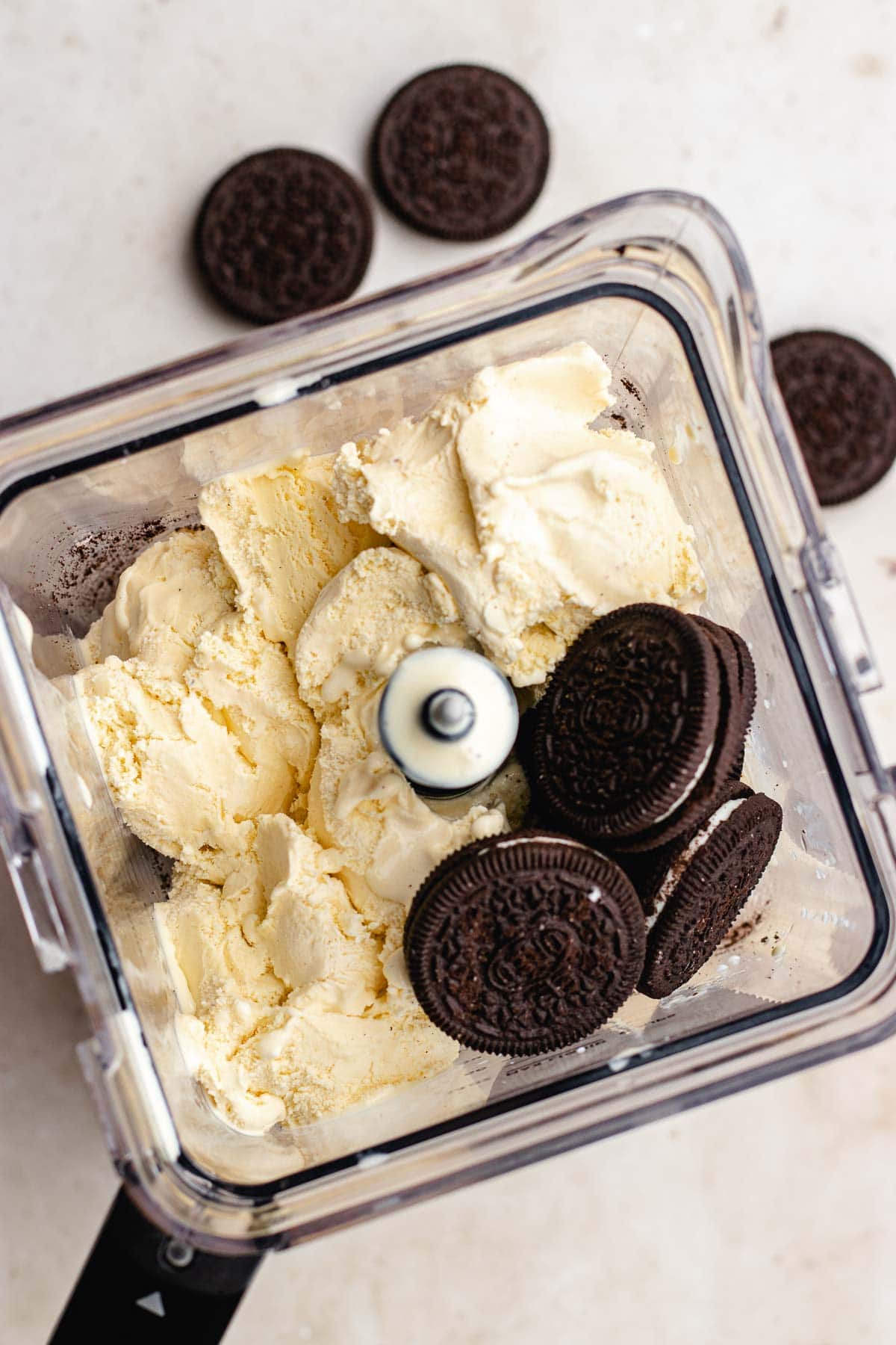 Oreo Milkshake Recipe - Dinner, then Dessert